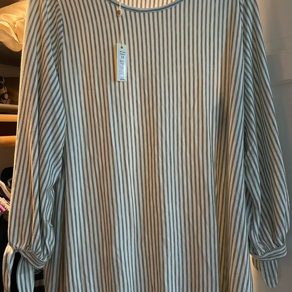 Max Studio | Tops | Max Studio 2x Top | Poshmark